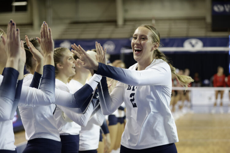 Gneiting finding footing returning to BYU volleyball after mission ...